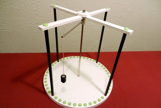 10 Interesting Perpetual Motion Machines - HIGH T3CH