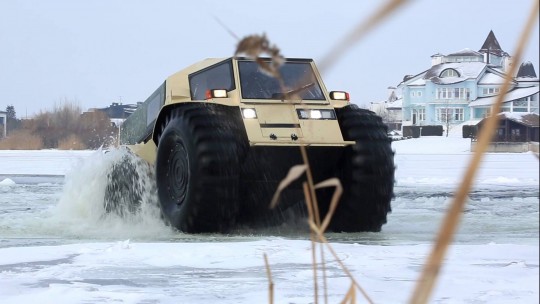Amphibious Russian Skid Steer - HIGH T3CH